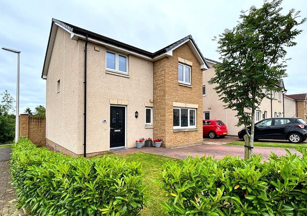 4 bed detached house for sale in Mackinnon Place, Dunfermline KY11, £ ...