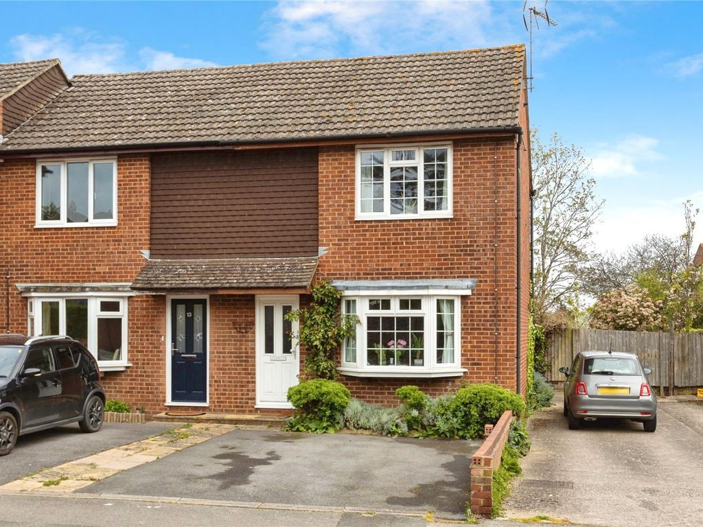 2 bed end terrace house for sale in Springwell Road, Tonbridge, Kent ...