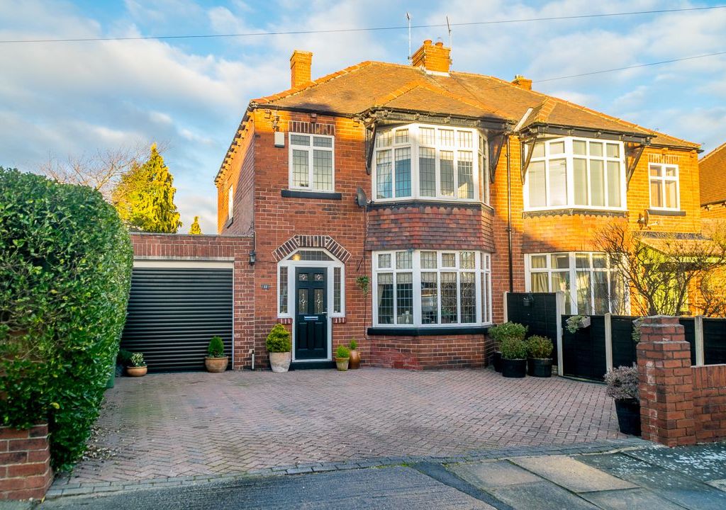 3 Bed Semi Detached House For Sale In Oakwood Grove Horbury Wakefield