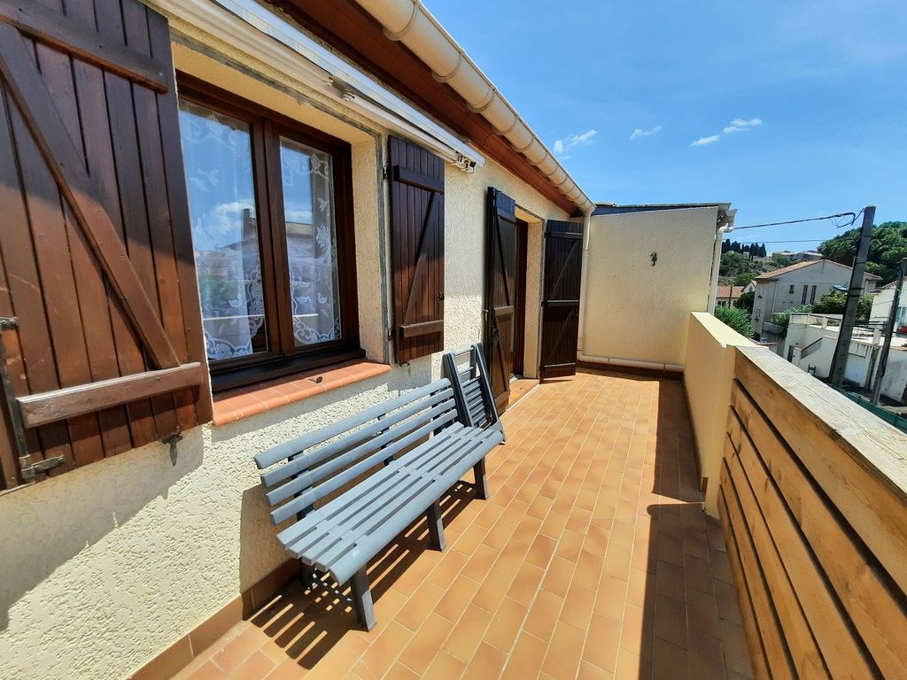 2 bed apartment for sale in Poilhes, Languedoc-Roussillon, 34310 ...