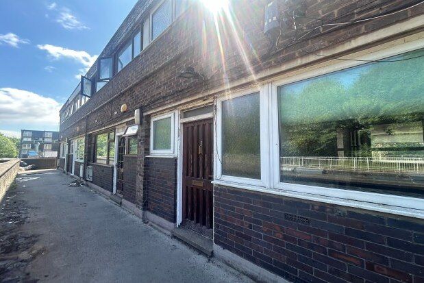 3 bed flat to rent in Gleadless Road, Sheffield S2, £700 pcm - Zoopla