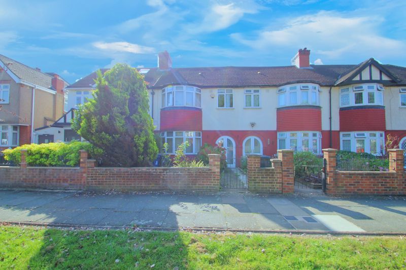 3 Bed Terraced House For Sale In Whitton Avenue West Greenford Ub6 £