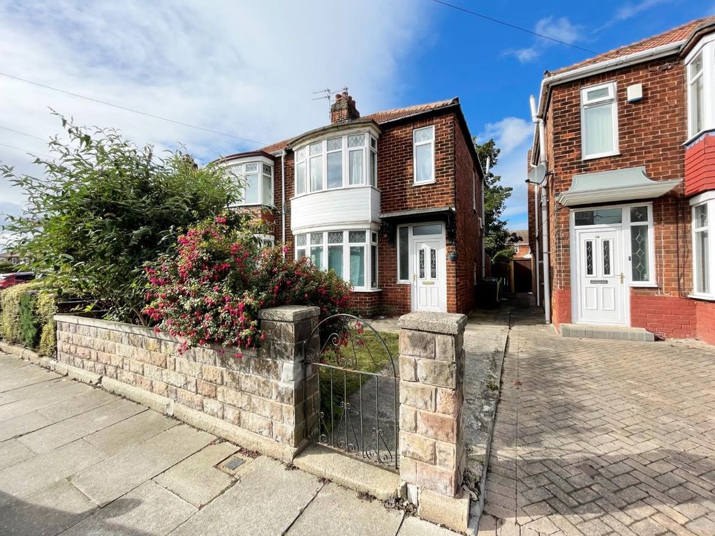 3 Bed Semi Detached House For Sale In Fernwood Avenue Hartlepool Ts25