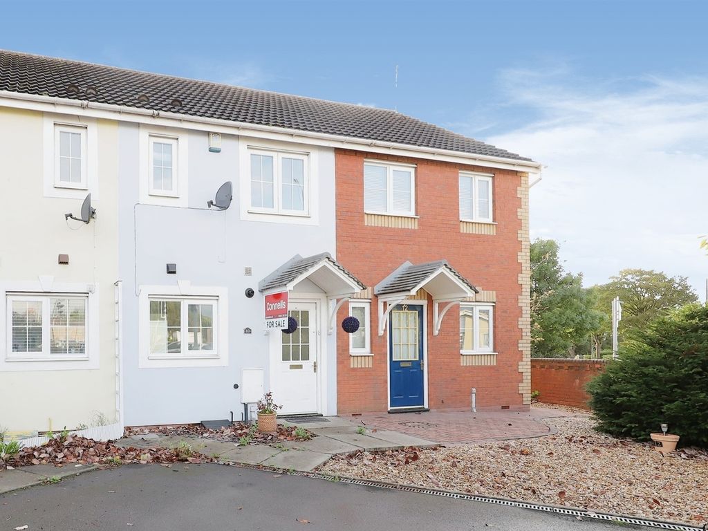 2 bed town house for sale in West Winds, Featherstone, Wolverhampton ...