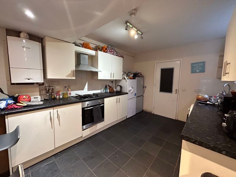 6 bed semi-detached house to rent in Church Street, Lenton, Nottingham ...