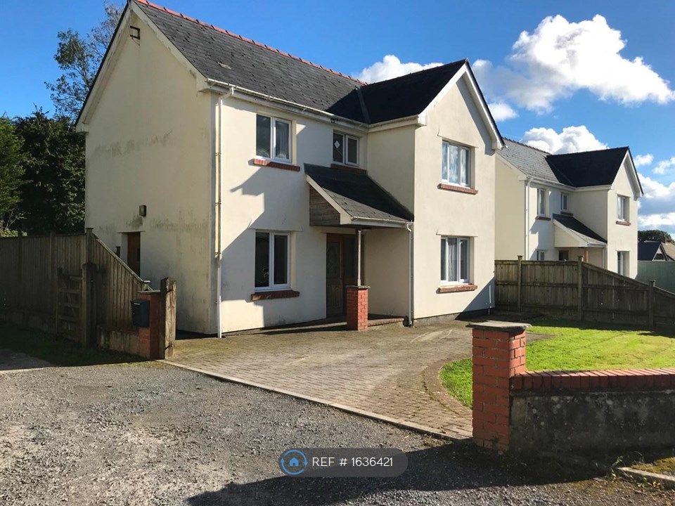 3 bed detached house to rent in Llanfallteg, Whitland SA34 - Zoopla