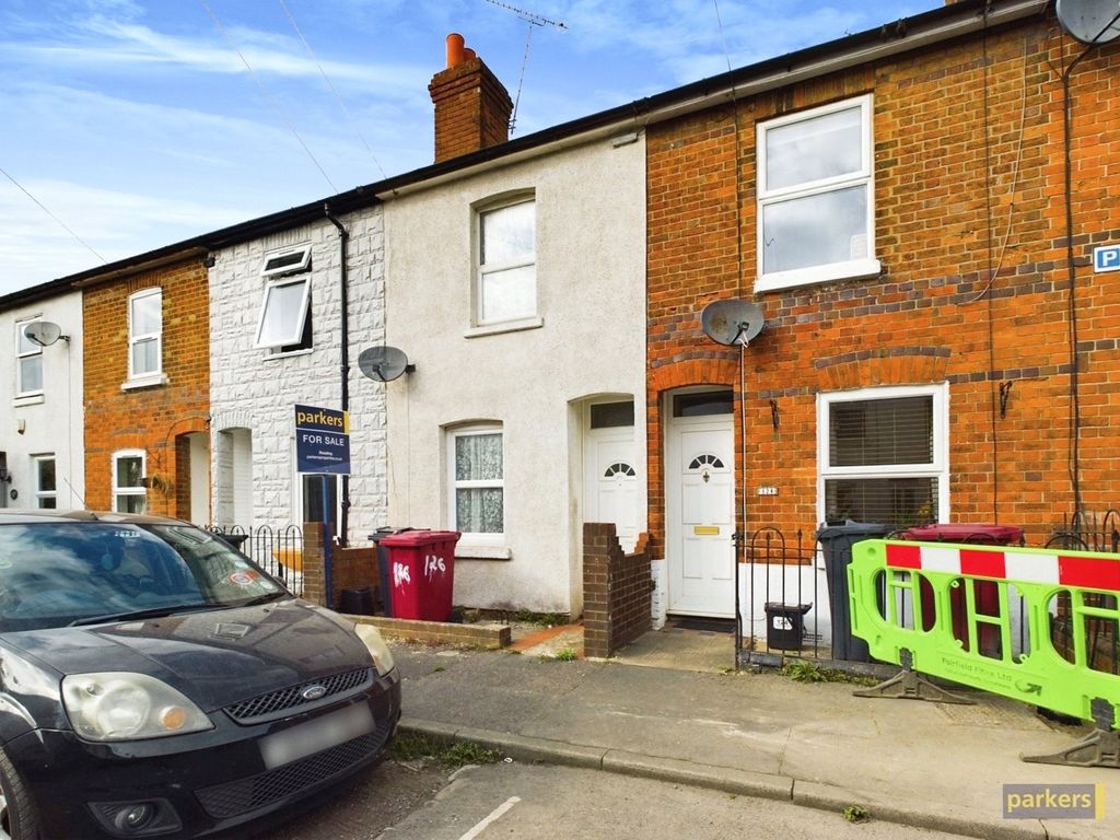 2 Bed Terraced House For Sale In Waldeck Street Reading Berkshire Rg1
