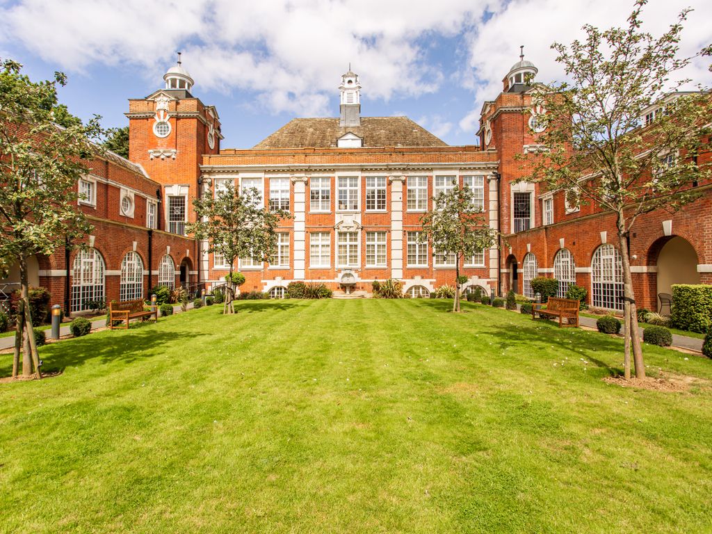 2 bed flat for sale in College Terrace, London E3 - Zoopla