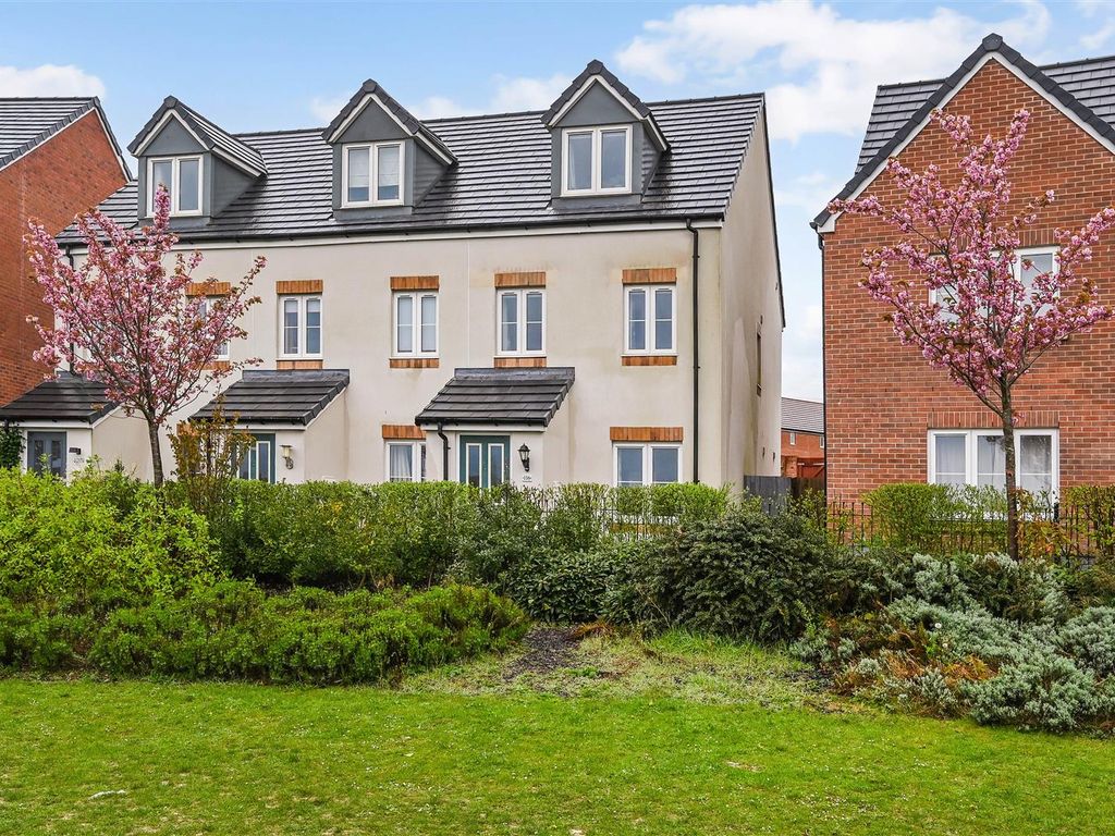 3 bed end terrace house for sale in Saddle Way, Andover SP11, £299,950 ...