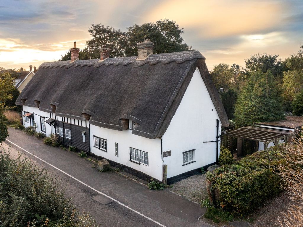 3 bed cottage for sale in South Street, Litlington SG8 - Zoopla