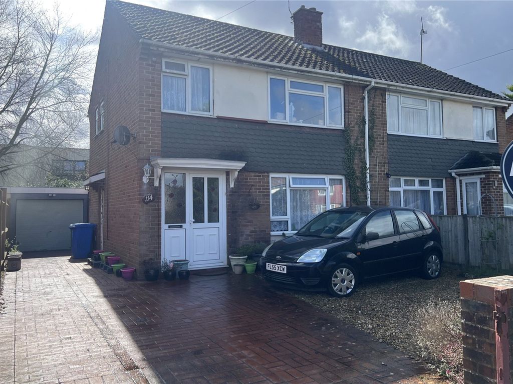 3 bed semi-detached house for sale in Tongham Road, Aldershot GU12, £ ...