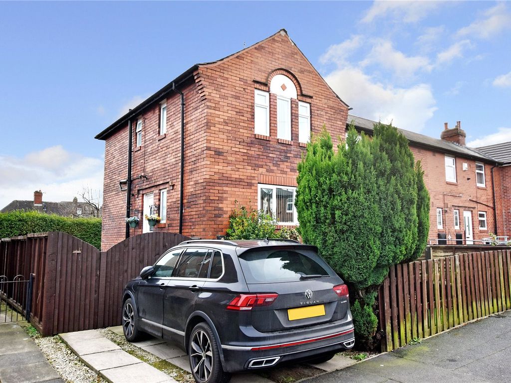 2 bed end terrace house for sale in Middleton Road, Morley, Leeds, West ...