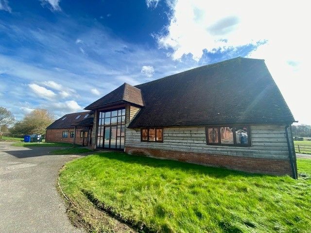 Office to let in 3 Childs Court Farm, Ashampstead Common, Reading ...