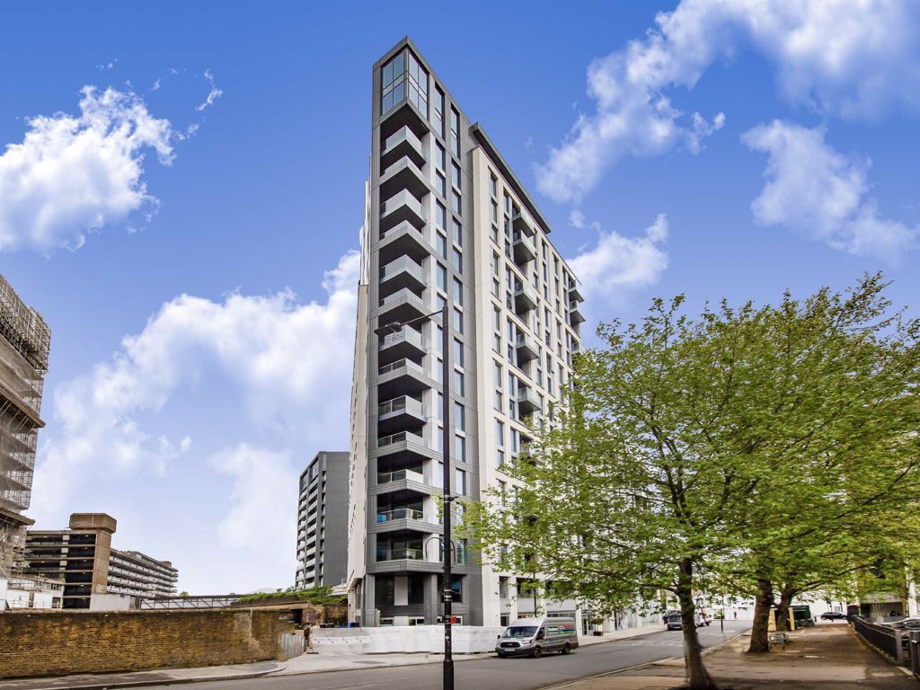 2 bed flat for sale in Beadon Road, London W6 - Zoopla