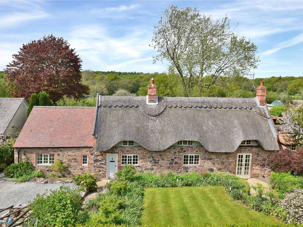 3 bed detached house for sale in Main Street, Newtown Linford ...