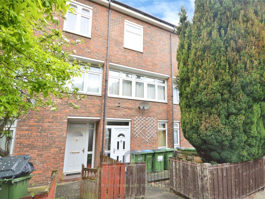 4 bed terraced house for sale in Malthus Path, London SE28, £365,000 ...