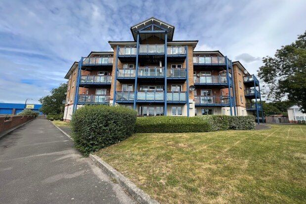 2 bed flat to rent in Quayside Road, Southampton SO18 - Zoopla