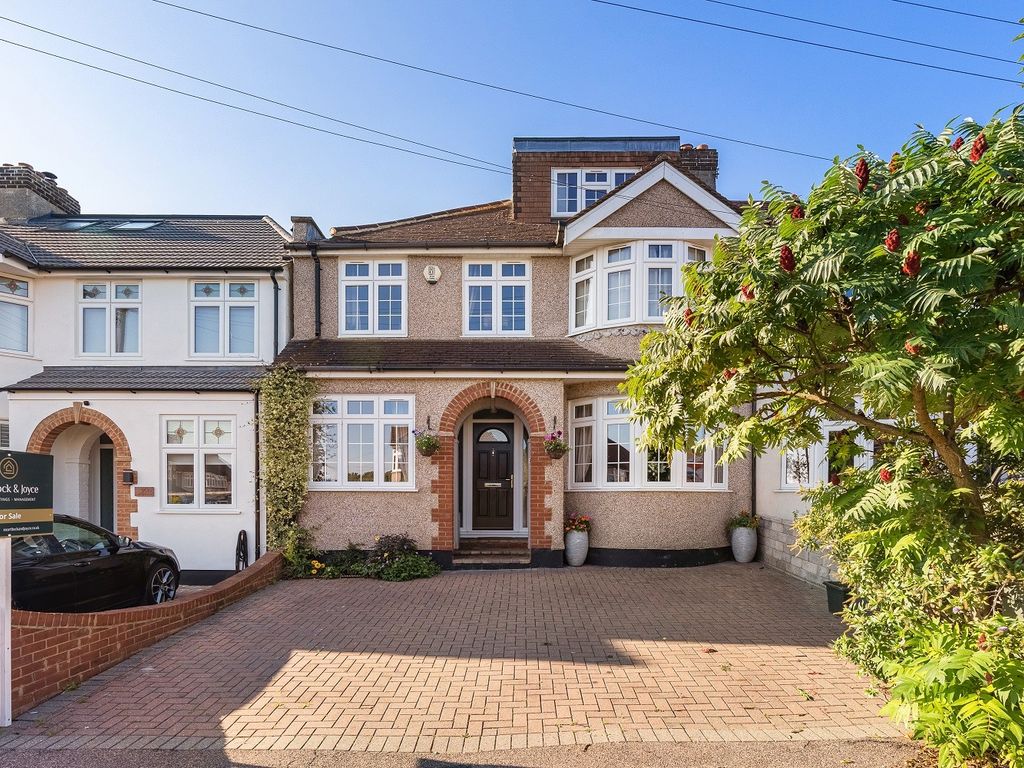 4 Bed Semi Detached House For Sale In Chastilian Road Crayford