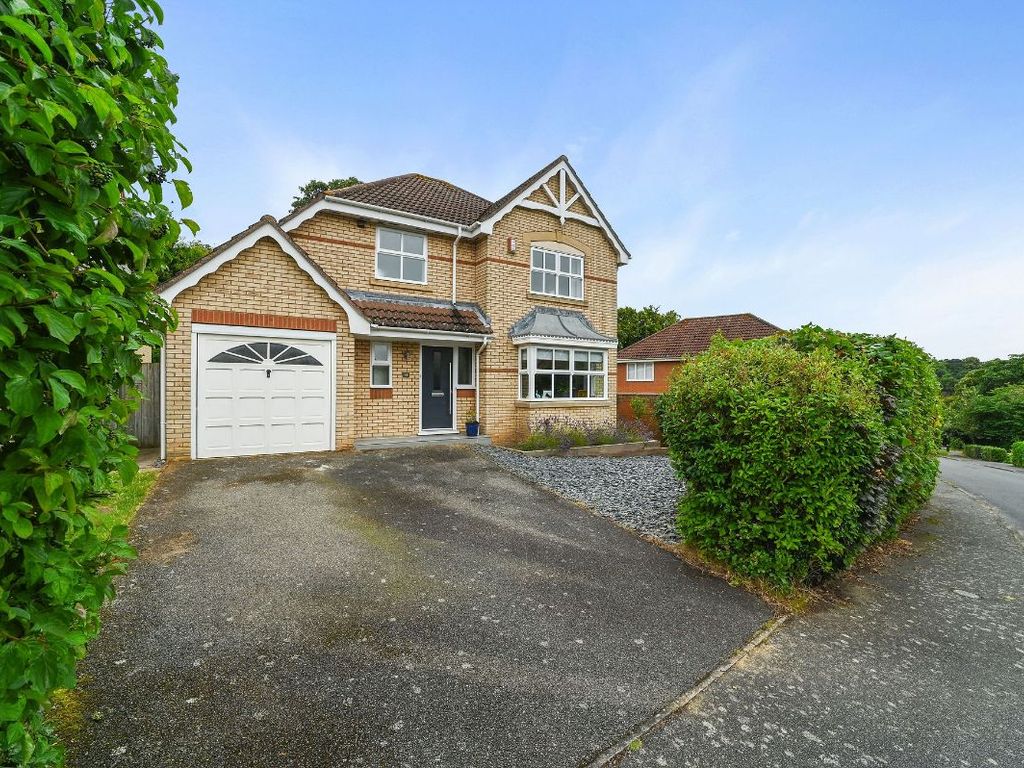 4 bed detached house for sale in Saxon Way, Melton, Woodbridge IP12, £ ...