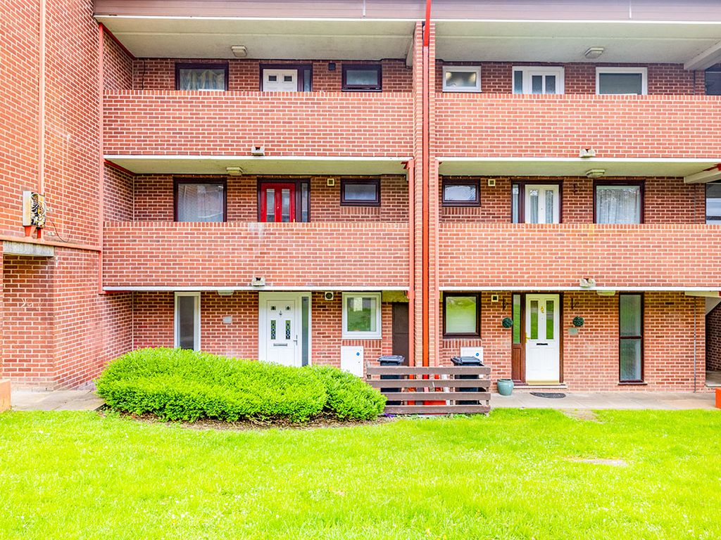 2 bed maisonette for sale in Caractacus Cottage View, Watford ...