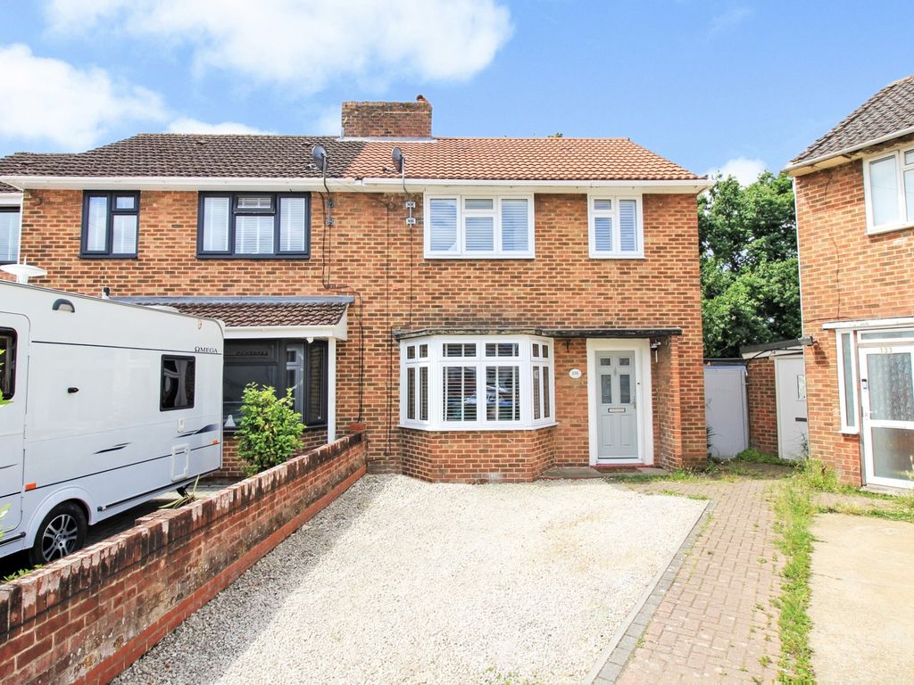 3 Bed Semi Detached House For Sale In Bramley Crescent Southampton