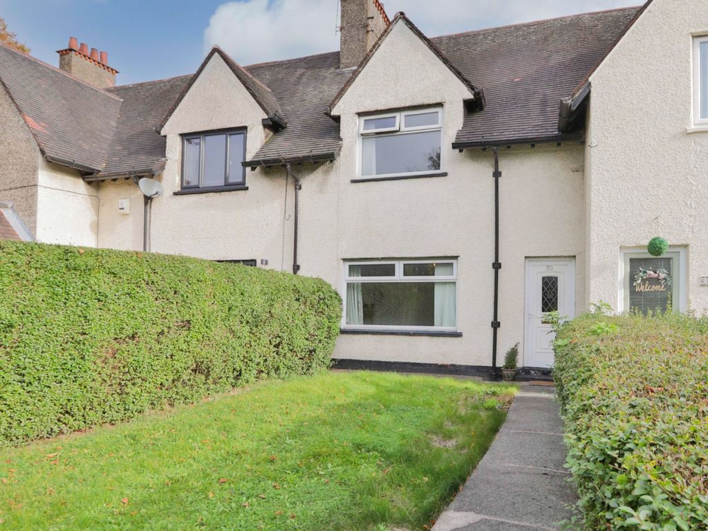 3 bed terraced house for sale in James Reckitt Avenue, Hull HU8 - Zoopla