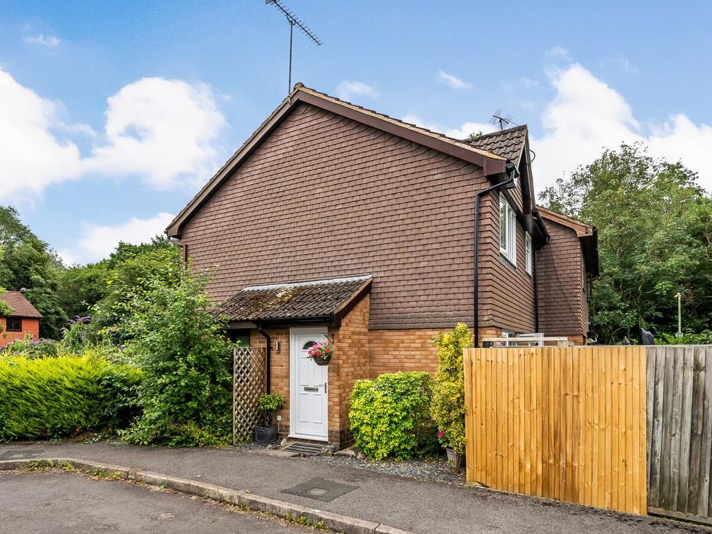 1 bed end terrace house for sale in Monmouth Close, Chandler's Ford ...