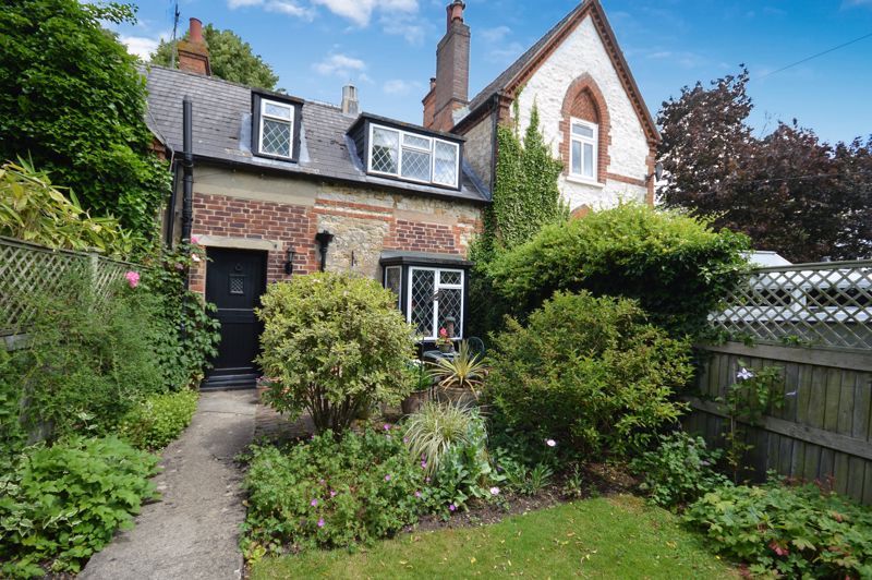1 bed cottage for sale in Manor Road, Towersey, Thame OX9 - Zoopla