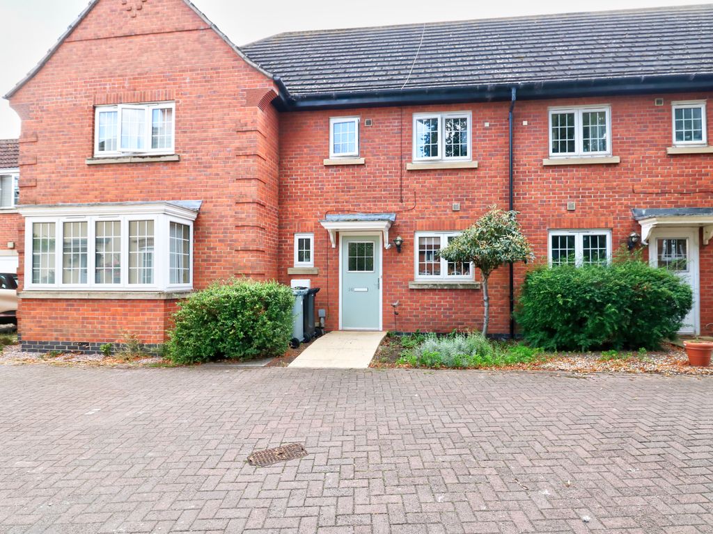 3 bed terraced house for sale in Gilpin Close, Bourne PE10, £210,000 - Zoopla