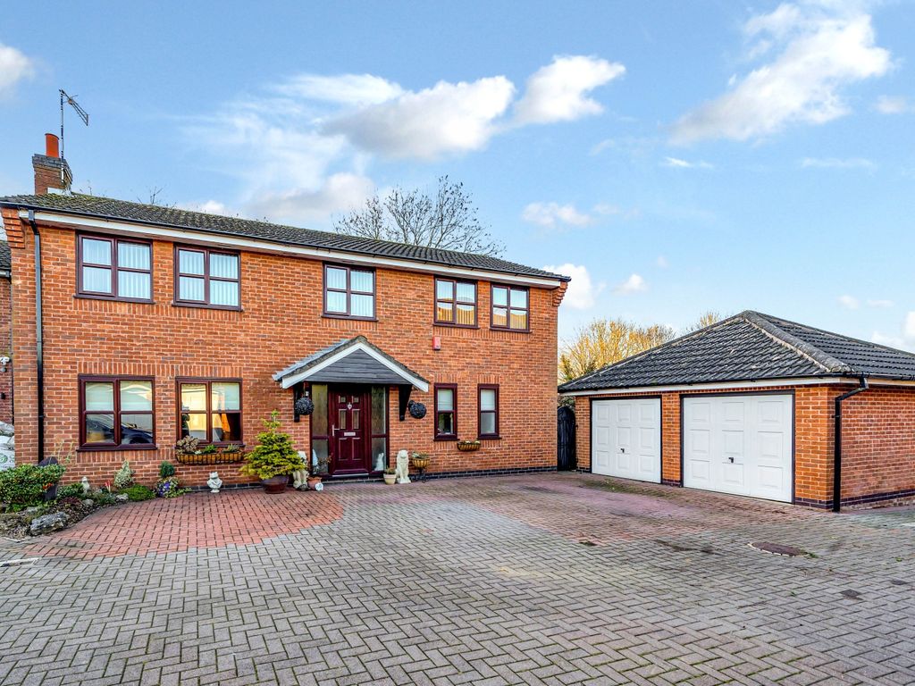 4 Bed Detached House For Sale In Poplars Farm Court Countesthorpe