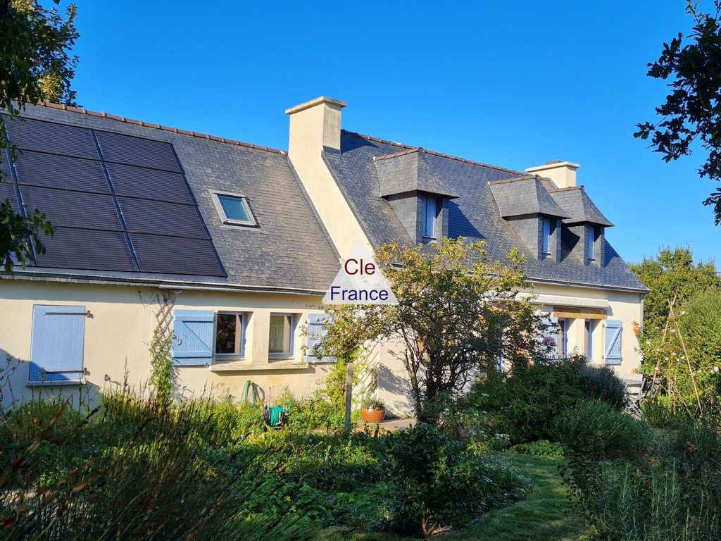 4 bed detached house for sale in Camaret-Sur-Mer, Bretagne, 29570 ...