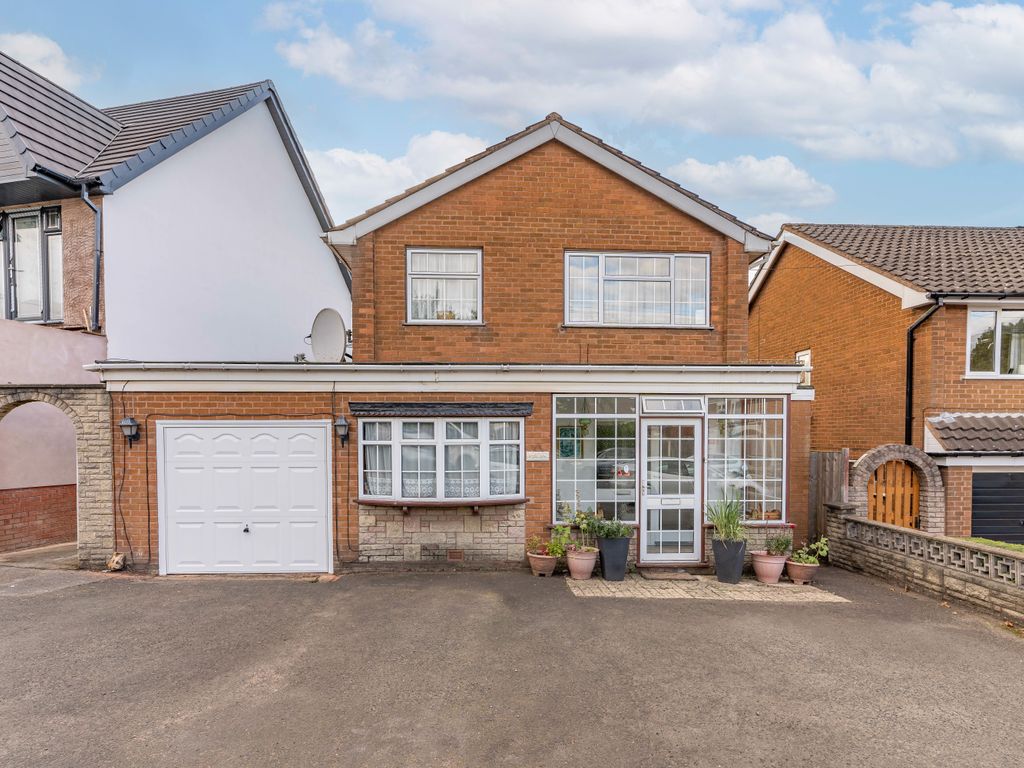 3 Bed Detached House For Sale In Netherend Lane Halesowen West