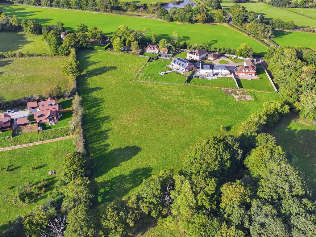 Land for sale in Land, Honeypot Lane, Edenbridge, Kent TN8, £120,000 ...