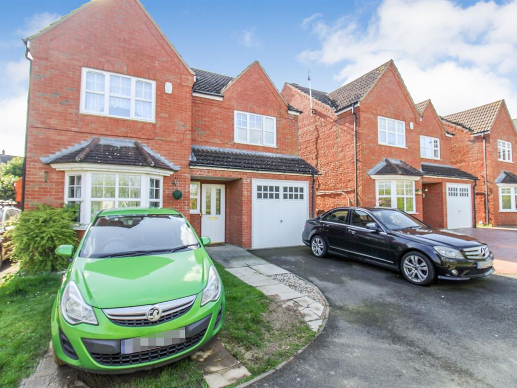 4 bed detached house for sale in Chatsworth Road, Corby NN18 - Zoopla