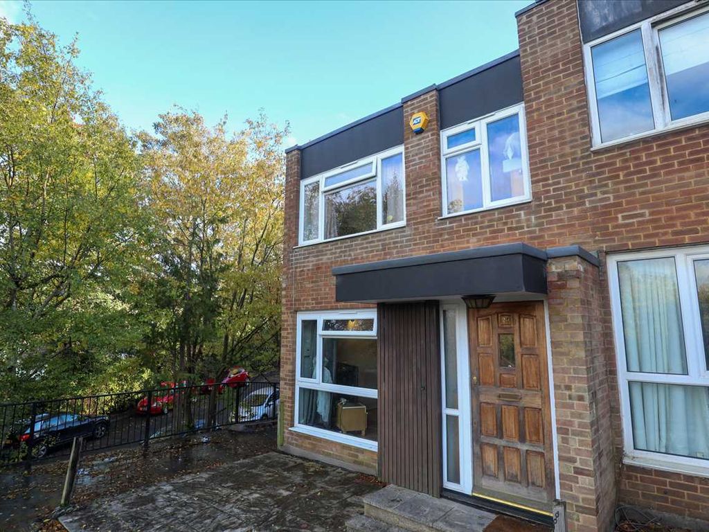 3 bed end terrace house for sale in Deepfield Way, Coulsdon CR5, £ ...