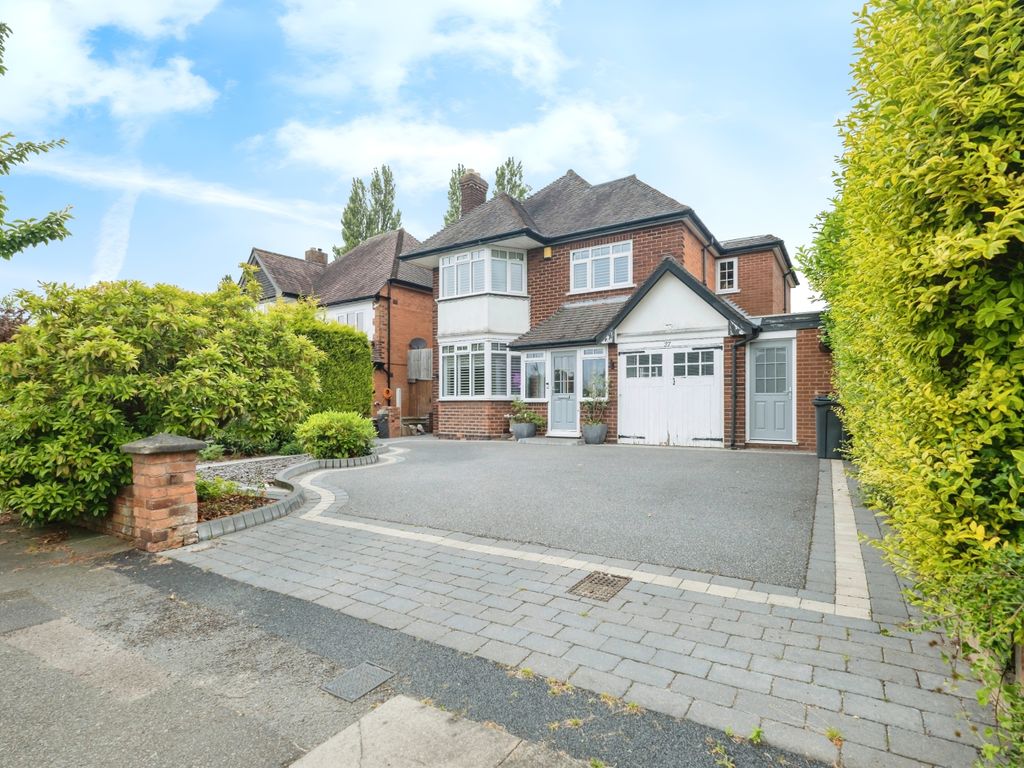 4 bed semi-detached house for sale in Barnard Road, Birmingham B75, £ ...