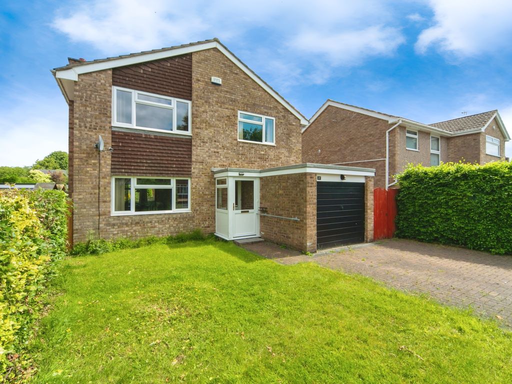 4 Bed Detached House For Sale In Howells Avenue Great Sutton
