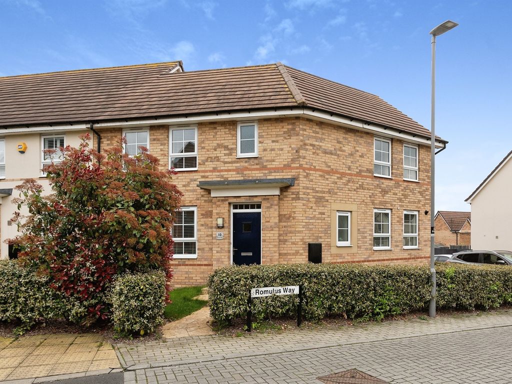 3 Bed Semi Detached House For Sale In Romulus Way Fairfields Milton
