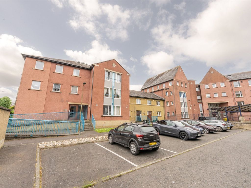3 bed flat for sale in Lochend Road, Edinburgh EH6, £230,000 - Zoopla
