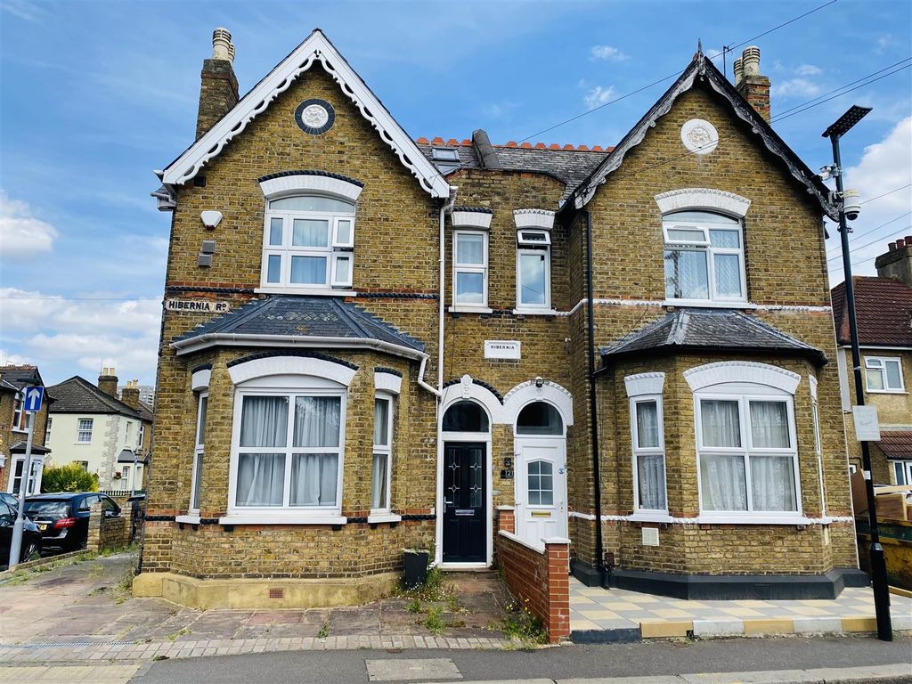 5 bed semi-detached house for sale in Hibernia Road, Hounslow TW3, £ ...