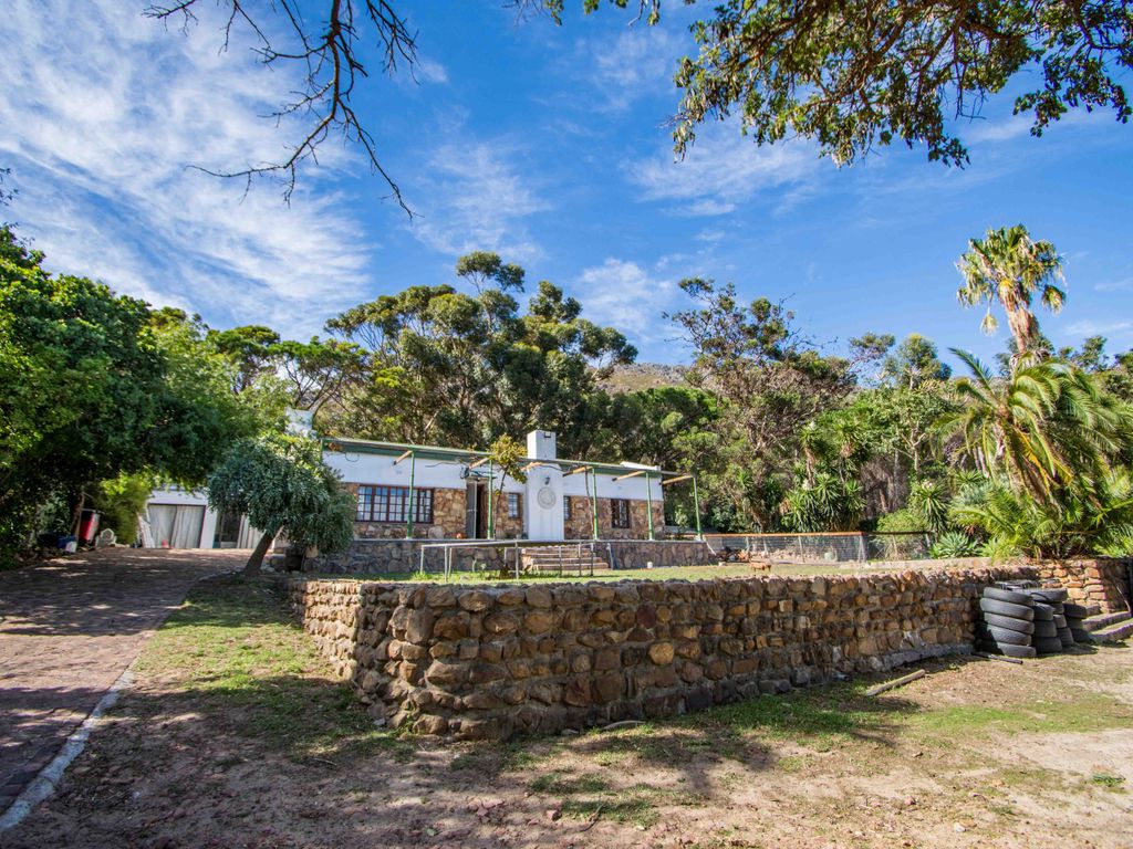 Drommedaris Road, Gordons Bay, Cape Town, Western Cape, South Africa, 3 ...