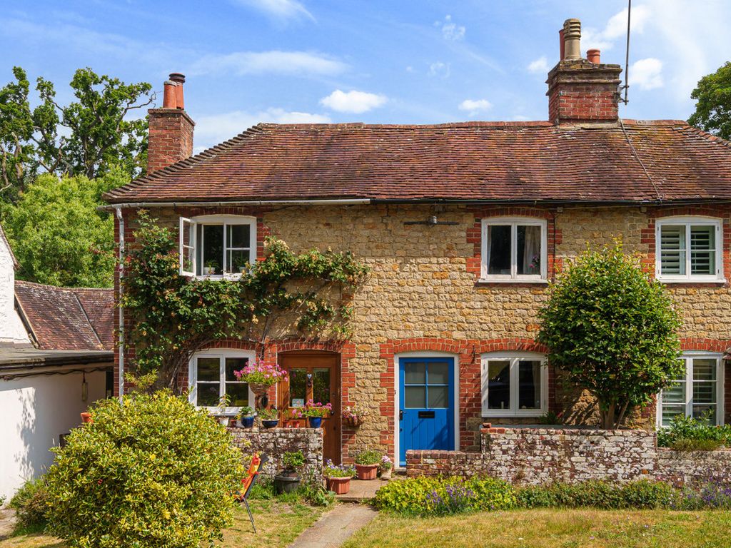 2 bed cottage for sale in Half Moon Cottages, Midhurst GU29, £305,000 ...