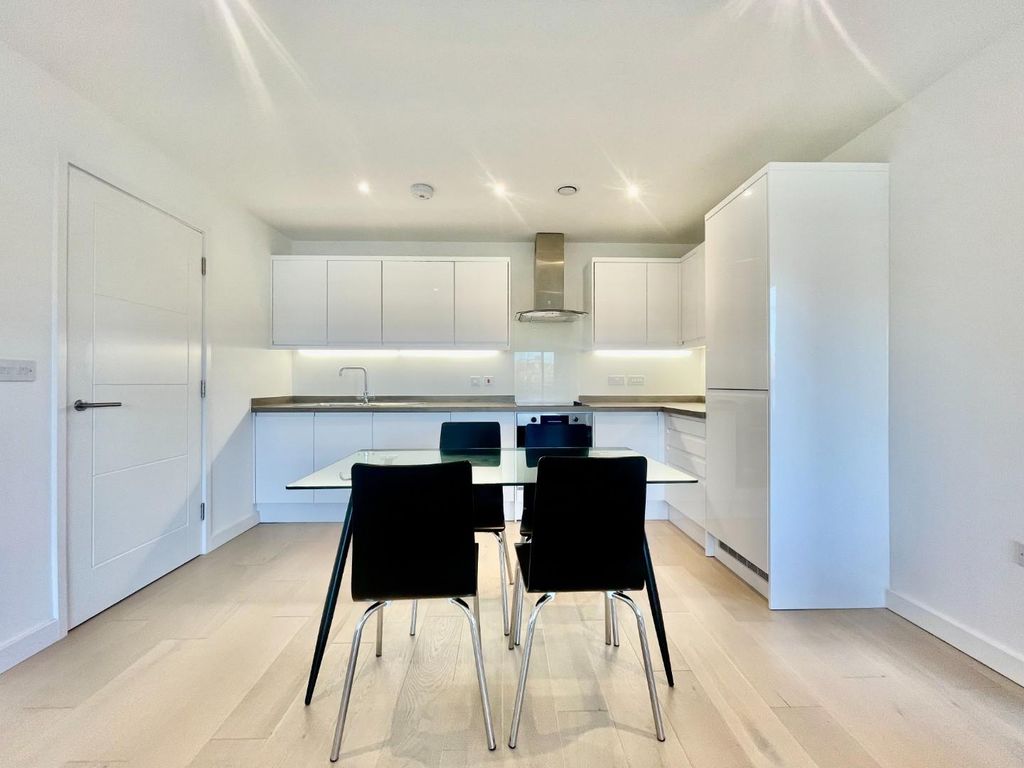 2 bed flat for sale in Apartment 6, Bayley Place, Riverside Park ...