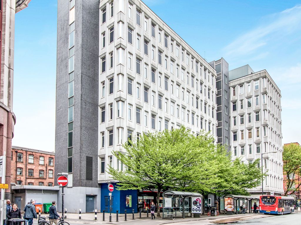 2 bed flat to rent in Chatsworth House, Lever Street, Manchester M1, £ ...
