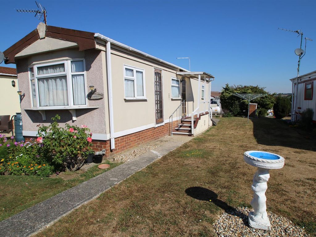 2 bed property for sale in William Green, Tower Park, Hullbridge ...