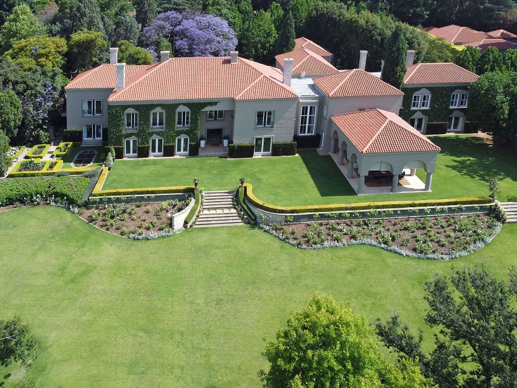 7 bed detached house for sale in 39 Coronation Road, Sandhurst, Sandton ...