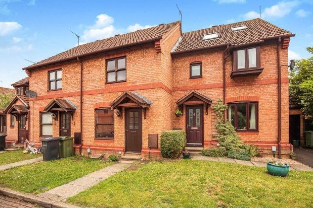 2 bed terraced house to rent in Devoil Close, Guildford GU4, £1,375 pcm ...