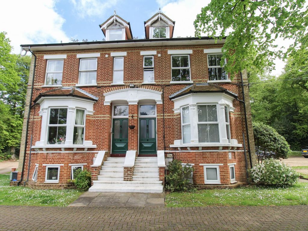 1 bed flat for sale in 17 Abbey Hill, Netley Abbey SO31 - Zoopla