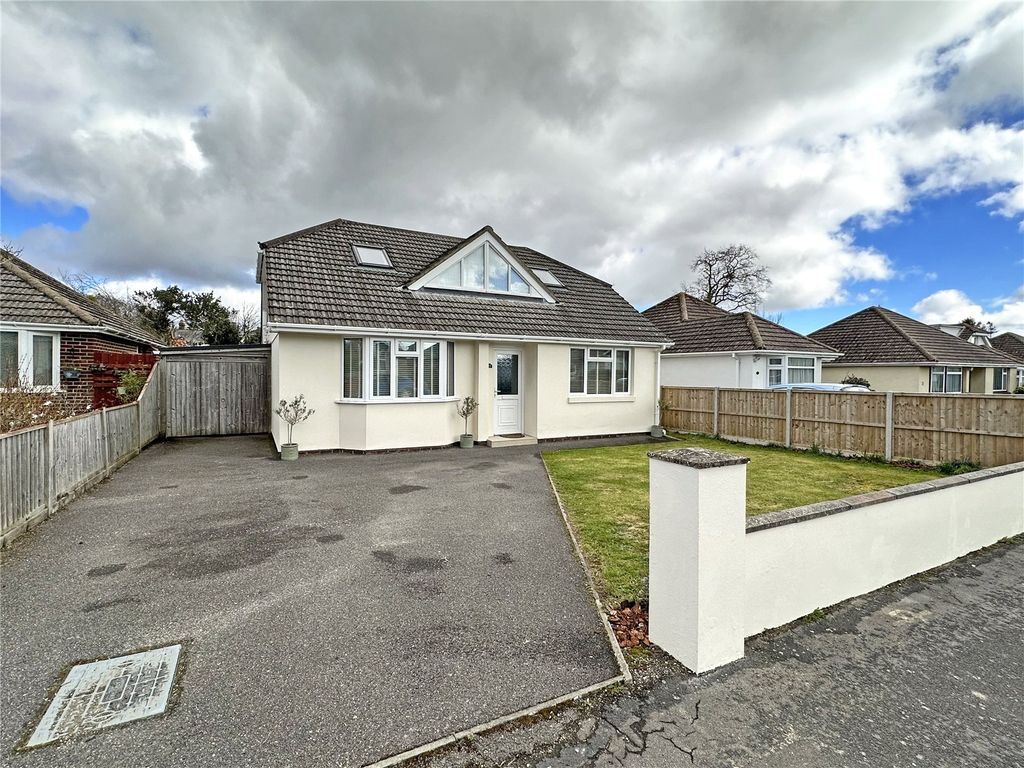 3 bed bungalow for sale in Longfield Road, Hordle, Lymington, Hampshire ...