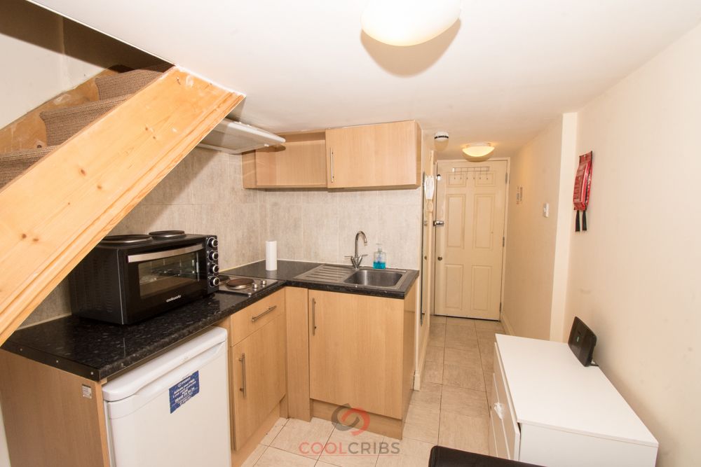 Studio to rent in Westbourne Crescent, London W2, £1,517 pcm - Zoopla